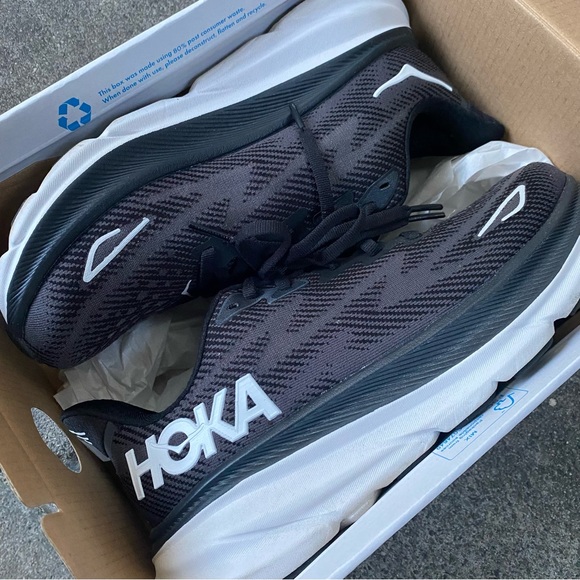 Hoka One One | Shoes | Hokas Clifton 9 | Poshmark